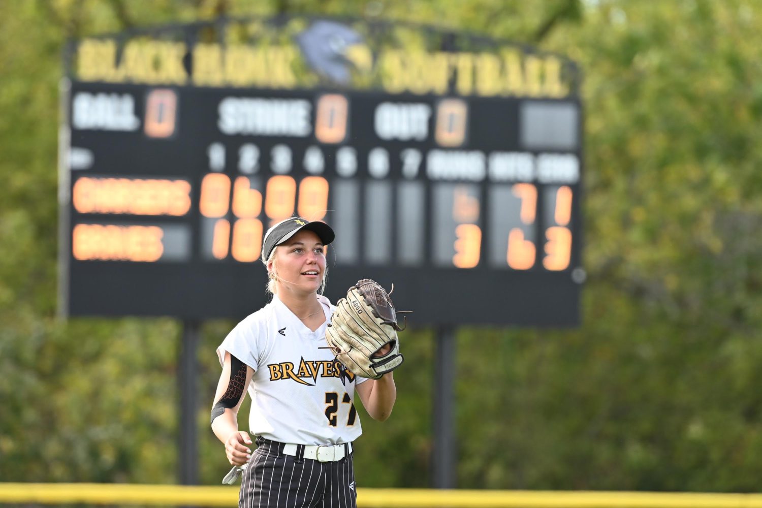 Braves softball ranked #21 in nation - Black Hawk College