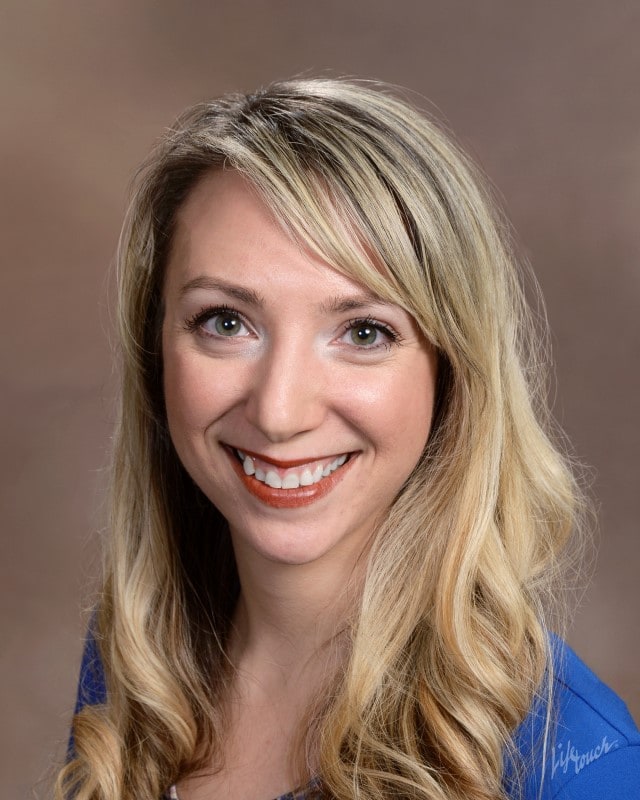 BHC grad, chiropractor's future is vibrant - Black Hawk College